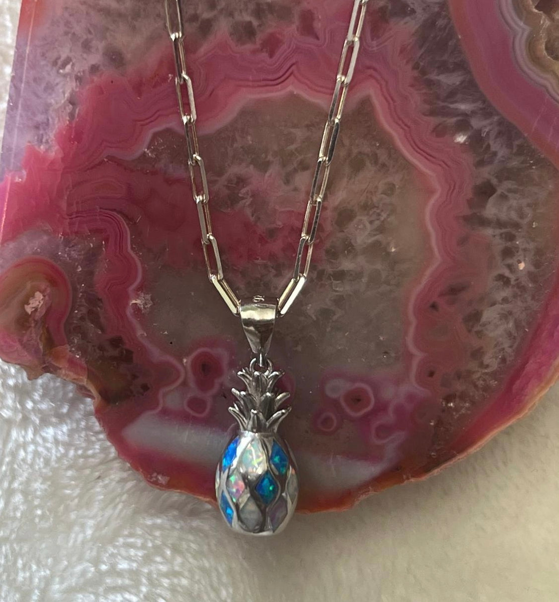 Sterling silver chain and pineapple-opal pendant. – Johnny jeweler st.croix
